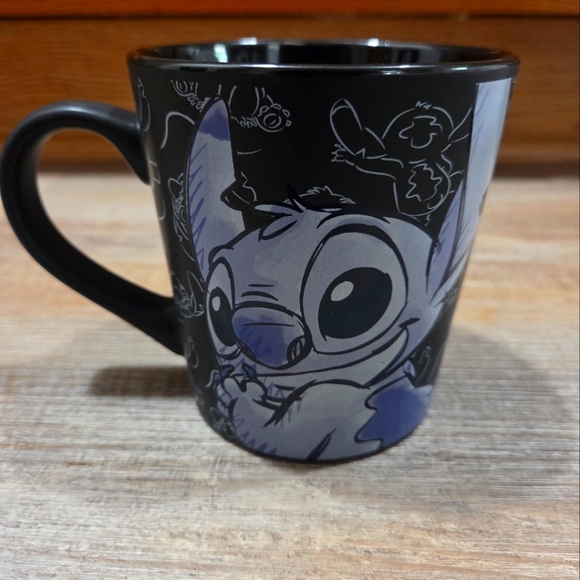 Disney | Dining | Brand New Disney Zrike Branded Black Lilo Stitch Mug ...